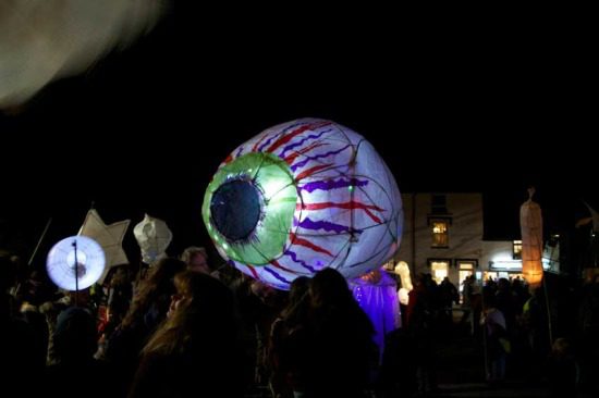 Machynlleth Lantern Parade - A Simple Life of Luxury