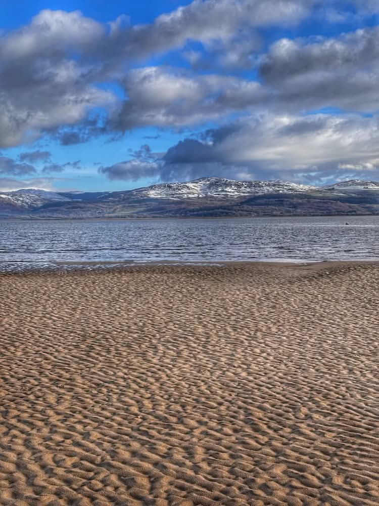 Surf, Sun, Sand and Snow at Ynyslas - A Simple Life of Luxury